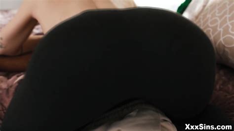 Rocket Powers Then Offers To Guide Liz Jordan Through Her First Pull Up