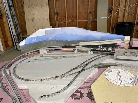 How To Build A Model Train Table Model Railroad Layouts Plansmodel Railroad Layouts Plans