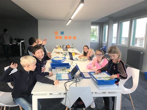 Coding And Bricks On Parle De Nous