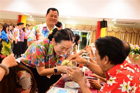 โรงเรียนศรีสวัสดิ์ว โรงเรียนศรีสวัสดิ์วิทยาคารจังหวัดน่าน