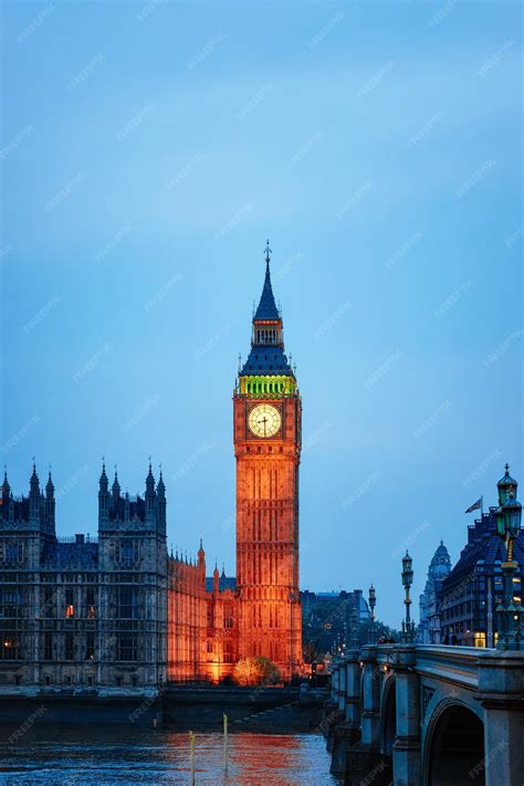 Westminster Palace Wallpaper