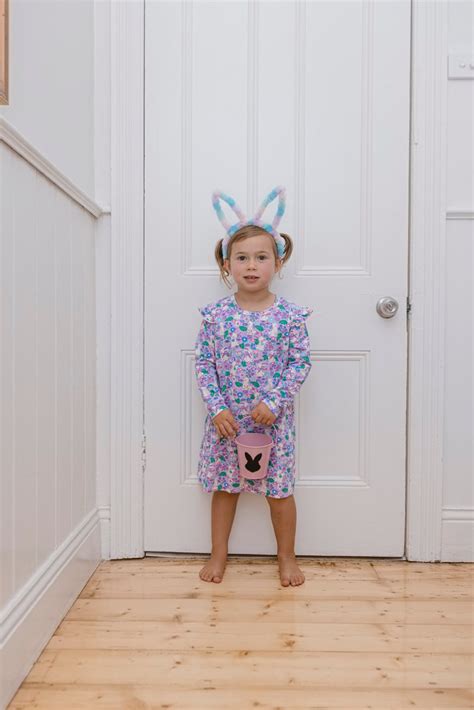 Bunny And The Blossoms Nightie Daisy And Hen