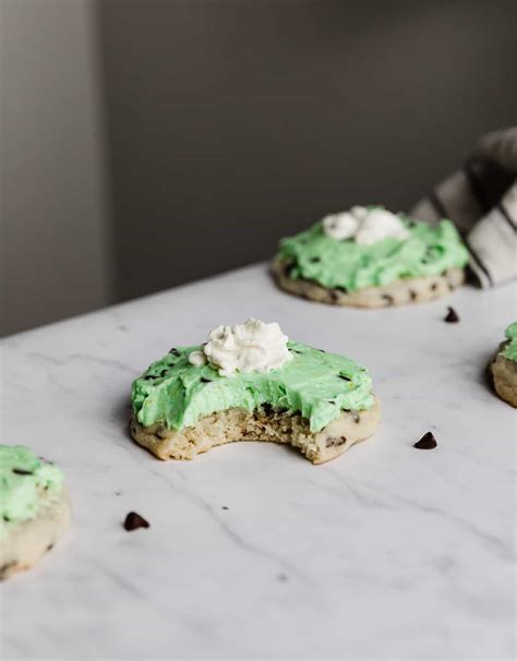 Mint Ice Cream Crumbl Cookie At Mary Wilber Blog