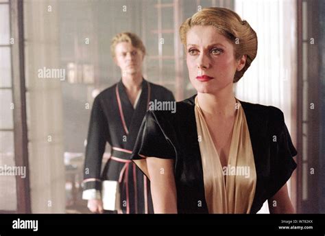 Der Hunger 1983 Catherine Deneuve Stockfotos Und Bilder Kaufen Alamy