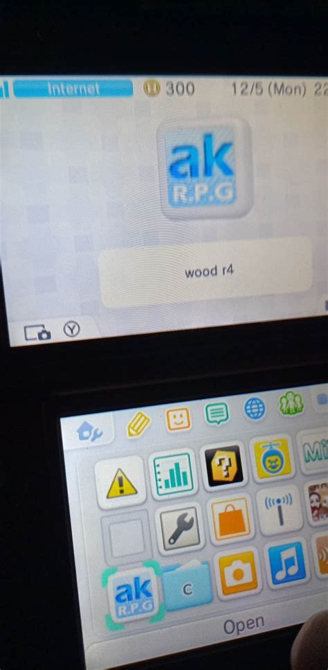 Does Anyone Have A Link To This App I Can Play Through Old R4 Model