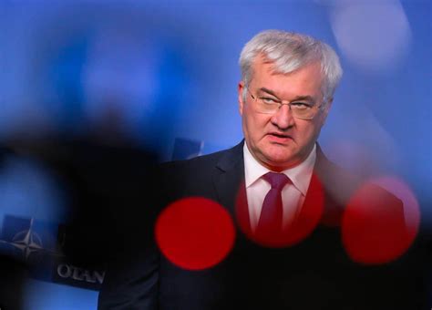 Сибіга закликав заборонити імпорт російського скрапленого газу до ЄС