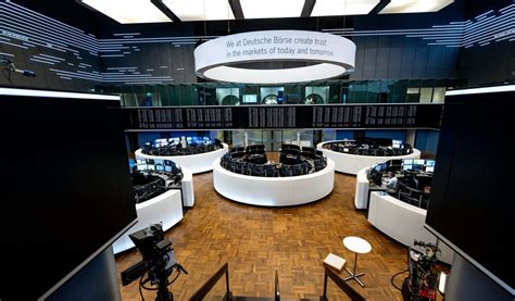 Angst Vor Dem Crash Bei Aktien Ruhe Bewahren Oder Verkaufen Mopo