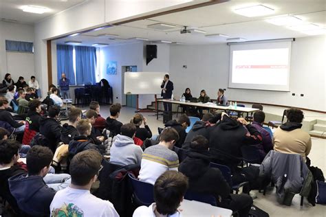 SOSTENIBILITÀ Samac Smart Automation Machinery SOSTENIBILITÀ Samac Smart Automation Machinery