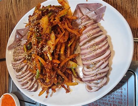 블라인드 여행·먹방 오징어보쌈