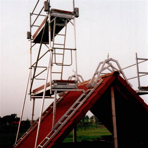 Roofing Bracket Scaffolding Safety And Usage Tips
