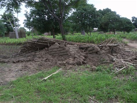 Preventing Disease And Further Tragedy For Malawi Flood Victims Huffpost Uk News