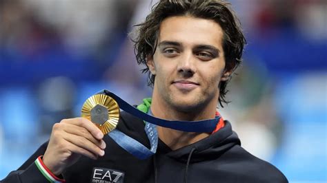 Thomas Ceccon Oro Y Sex Symbol De Los Juegos Olímpicos