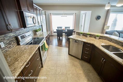 Kitchen Countertop Staging Ideas