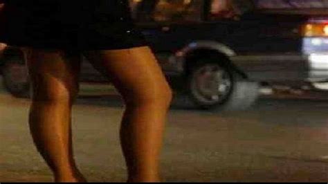 ठाण्यातील सोसायटीत सेक्स रॅकेट दोन बॉलिवूड अभिनेत्रींसह 6 जणांना अटक