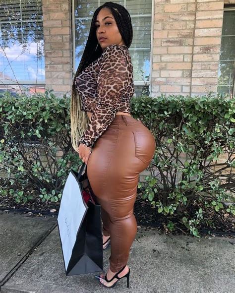 Sexy Lady Shesfreaky