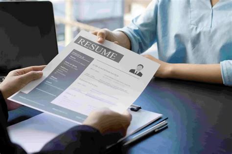 How Should Leaders React When Their Employees Make Mistakes Local Workforce Hire