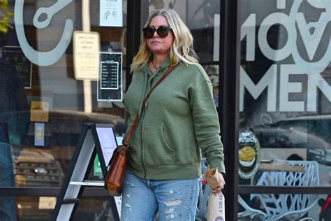 Nicole Eggert Alerte à Malibu Son Cancer Du Sein Aggravé Par Un