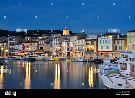Crépuscule Sur Le Port De Cassis Frankreich Twilight Auf Den Hafen Von