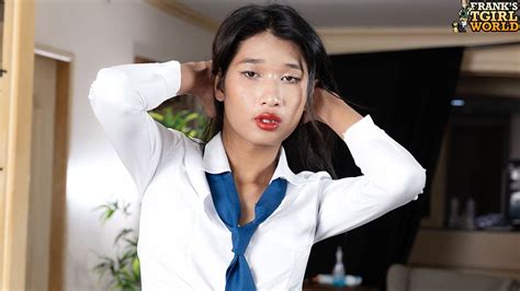 Franks Tgirlworld Lovely Natty Shows Her Naughtiness Shemale Small