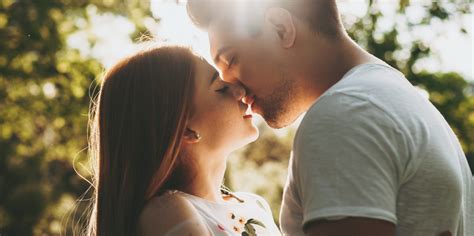 8 Signs The Person Youre Dating Is Marriage Material Amy Schoen