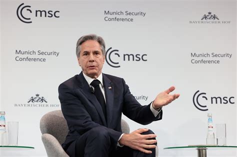 САЩ Китай обмисля да предостави оръжия на Русия