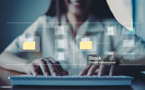 데이터 디지털 시스템 및 다이어그램 전송 문서 파일 전송 프로토콜 파일 수신기 및 컴퓨터 백업 디지털 데이터 관리 프로세스 순서도 개념에 대한 스톡 사진 및 기타 이미지