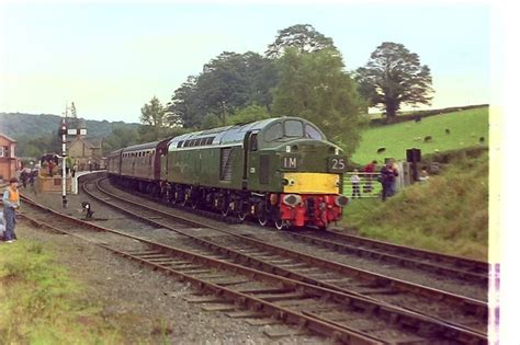 35mm Railway Colour Negative Class 40 135 At Arley Svr £195 Picclick Uk