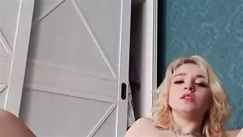 Pokazuje Moje Erotyczne Dziury Z Gwałtownym Namiętnym Orgazmem Xhamster