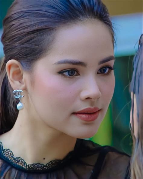 𝕦𝕣𝕒𝕤𝕤𝕒𝕪𝕒 𝕤𝕡𝕖𝕣𝕓𝕦𝕟𝕕 Urassaya Sperbund Lips Photo Beauty