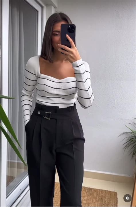 გაყიდვაშია შარვალი თეთრი და შავი ჟაკეტი🖤 By Shopping Rooms • შოპინგ რუმს