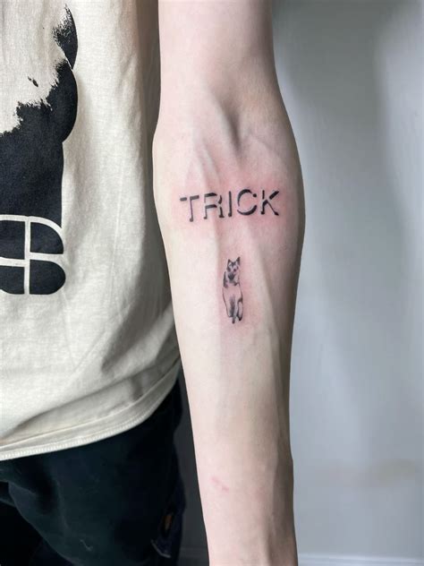 Alex G Tricks Tattoo Funky Tattoos Pretty Tattoos Radiohead Tattoo