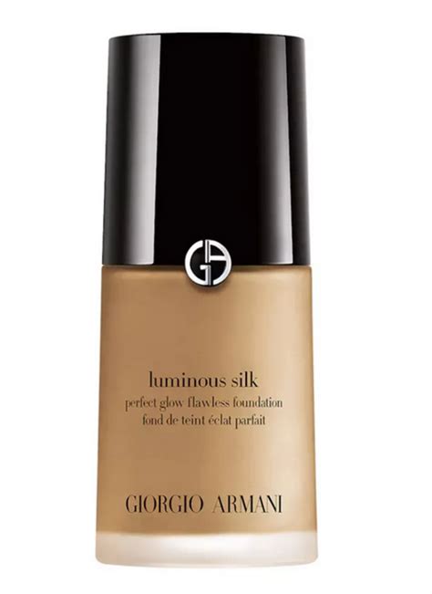 Makeup လိမ်းထားတာနဲ့မတူပဲ အောက်ခံ Skin ကောင်းသလိုမျိုးဖြစ်စေမယ့် Foundation များ