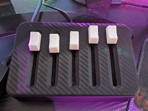 Deej An Open Source Hardware Mixer