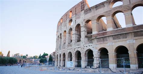 건물 건축 경치 고대 로마 고대의 고전 건축 관광 기념물 기둥 도시 도시 풍경 도시의 돌 랜드마크 로마 로마 여행 로마 왕국 목적지 문화