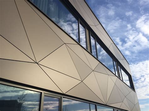 Alucobond Europe Alucobond® Sparkling Colours New Surfaces With