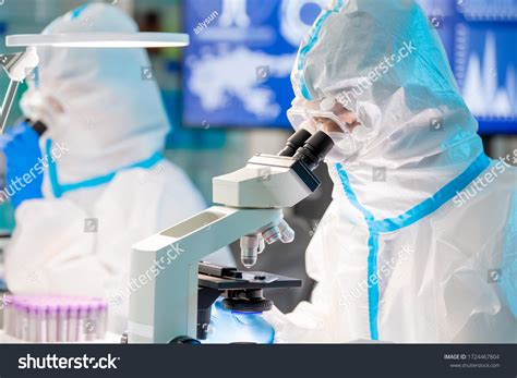 11418 연구원 가운 이미지 스톡 사진 및 벡터 Shutterstock