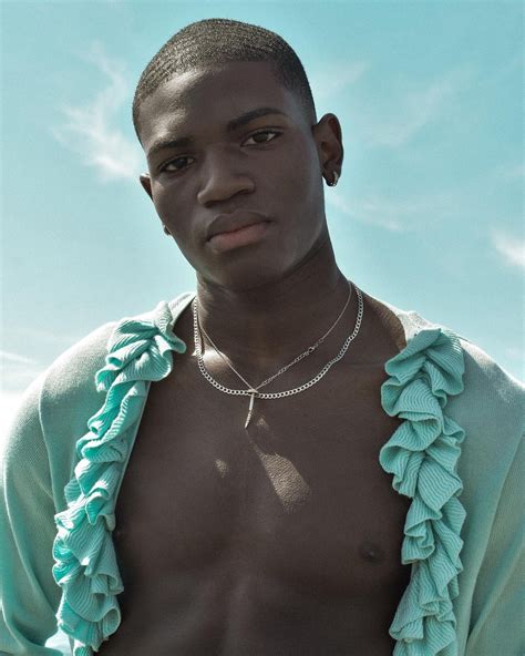 Modelo Dynus Saxon De 20 Anos é Preso Suspeito De Assassinato