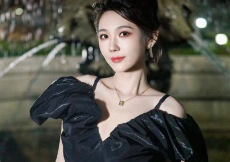 Qiao Jingwen 乔靖雯 Cpophome