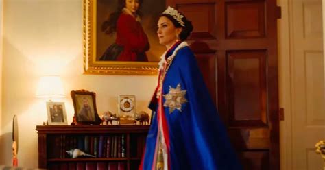 Kate Middleton And Prince William Offer Sneak Peek Inside Cosy