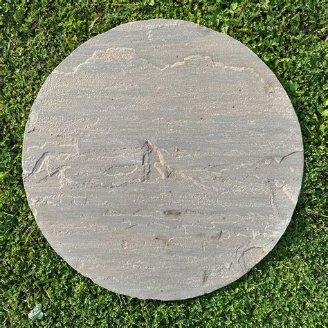 Raj Blend Riven Sandstone Circle Paver 600 Mm Diameter Round Stone