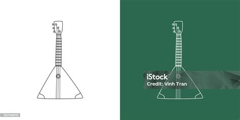 발랄라이카 선 그리기 만화 스타일 전통적인 러시아 현악기 Balalaika 클립 아트 드로잉 선형 스타일은 흰색과 칠판 배경에