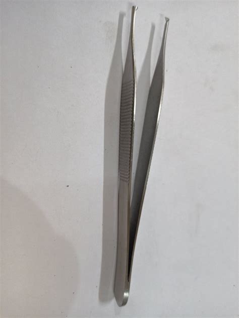 Ss Dissecting Forceps At ₹ 140piece Medical Instrument In Jalandhar