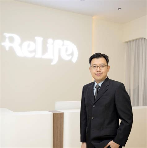 🌟好消息：新的带状疱疹（生蛇）疫苗即将在马来西亚上市！ 我们很高兴地宣布，一种新型且高效的带状疱疹疫苗即将在马来西亚上市！这种名为shingrix的新疫苗，能提供强有力的保护，预防带状疱疹及其