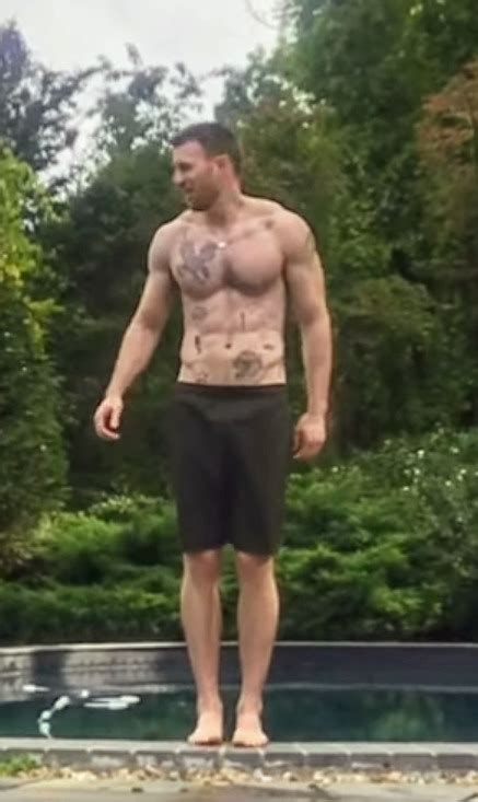 Chris Evans Abs 2024