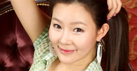 [md포토] 레이싱모델 지연수 풍만한 가슴라인