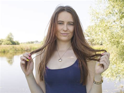 Angela Live Cams Skype Teams Discord Telegram