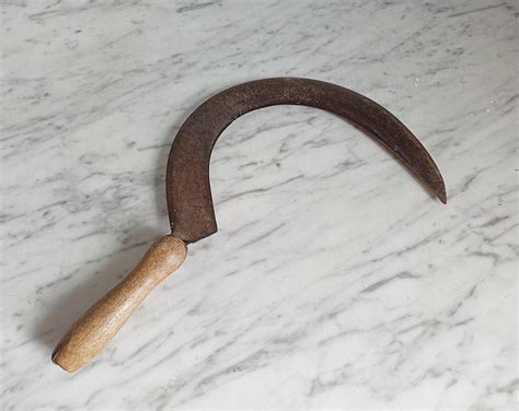 Vintage Sickle Hand Scythe Garden Tools Rusty Sickle Small