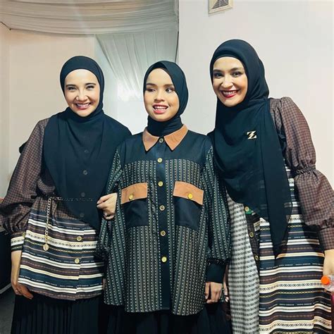 Foto Kebersamaan Putri Ariani Dan Para Penyanyi Indonesia