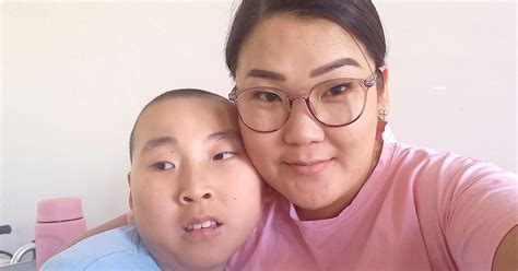 Бэрхшээлийн цаана бэлэг Тэнгэрийн оронд үзэх зүйл их байхаа эргээд