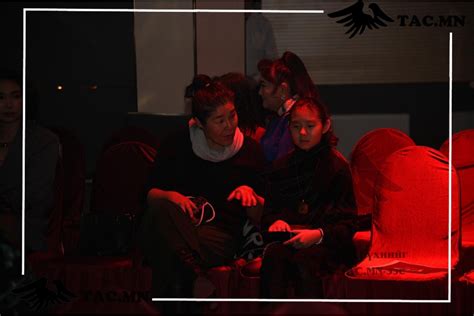 Загвар өмсөгч СТөгсийн хайрууд ТАСМН